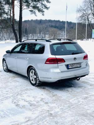 Grey Volkswagen Passat 2013 in Vilnius, with an engine capacity of 1.60 L and mileage of 340 thousand km for 5300 €, photo 5 on AUTOMOTO.COM.LV