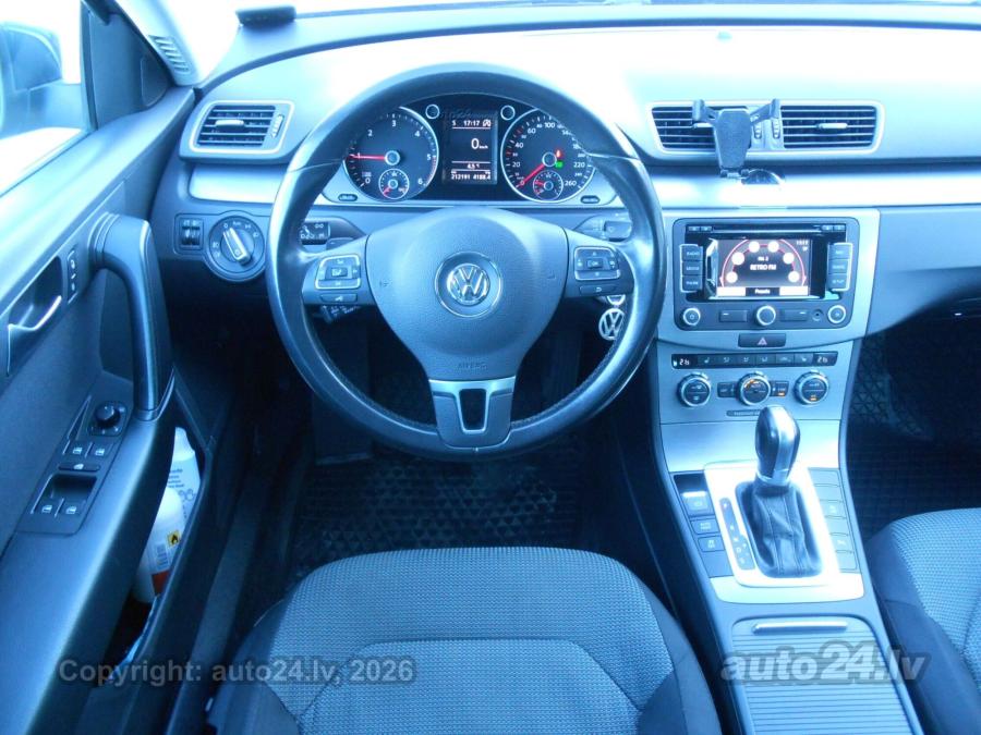 Pelēks Volkswagen Passat 2013 Viljandi, ar dzinēja tilpumu 2.00 L un nobraukumu 212 tūkst. km par 6590 €, foto 6 vietnē AUTOMOTO.COM.LV