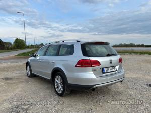 Grey Volkswagen Passat 2013 in Haapsalu, with an engine capacity of 2.00 L and mileage of 289 thousand km for 5900 €, photo 4 on AUTOMOTO.COM.LV