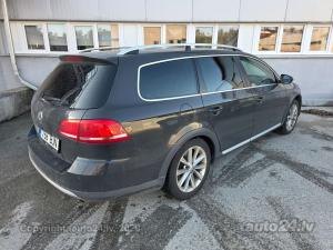 Grey Volkswagen Passat 2013 in Tallinn, with an engine capacity of 2.00 L and mileage of 386 thousand km for 3999 €, photo 4 on AUTOMOTO.COM.LV