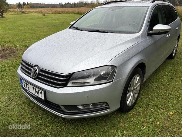 Grey Volkswagen Passat 2013 in Tallinn, with an engine capacity of 2.00 L and mileage of 313 thousand km for 5495 €, photo 1 on AUTOMOTO.COM.LV