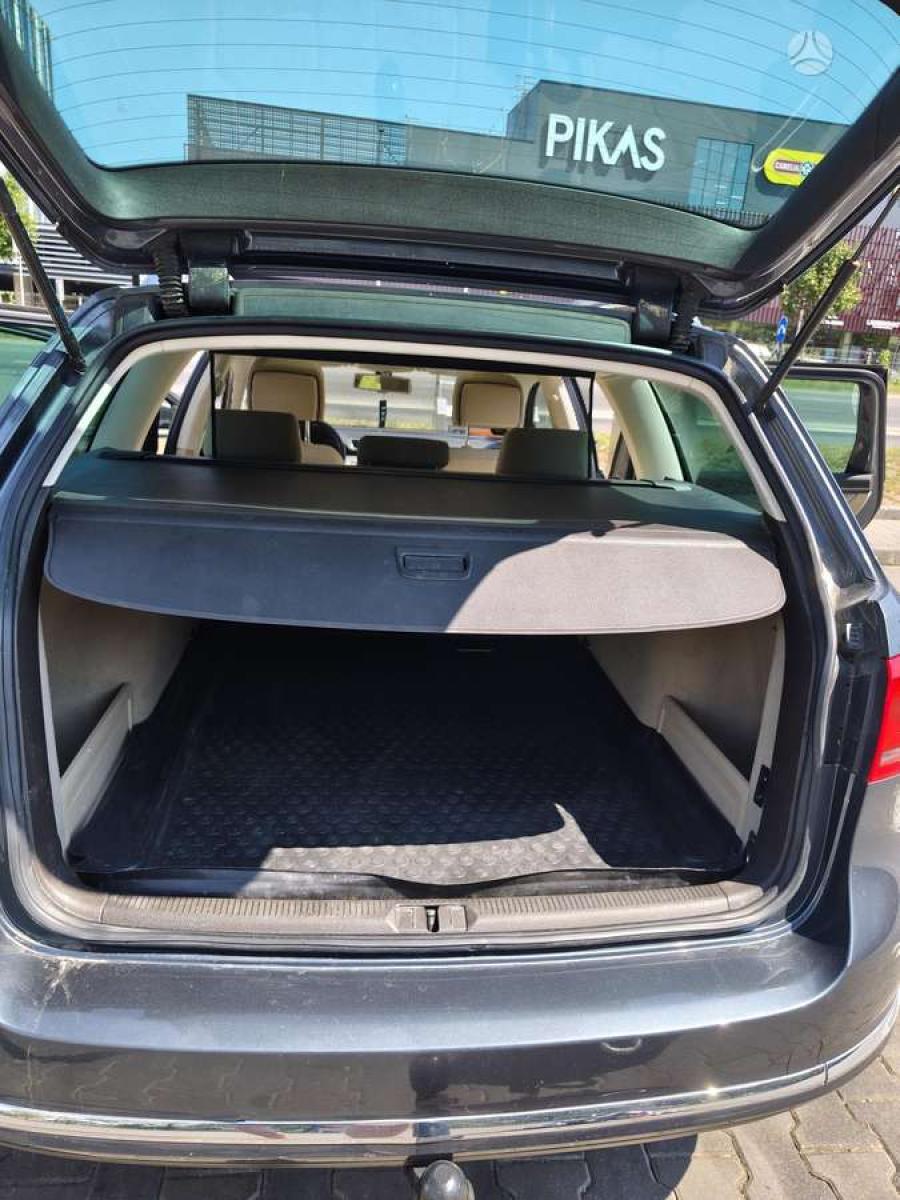 Grey Volkswagen Passat 2013 in Vilnius, with an engine capacity of 1.40 L and mileage of 305 thousand km for 4300 €, photo 19 on AUTOMOTO.COM.LV