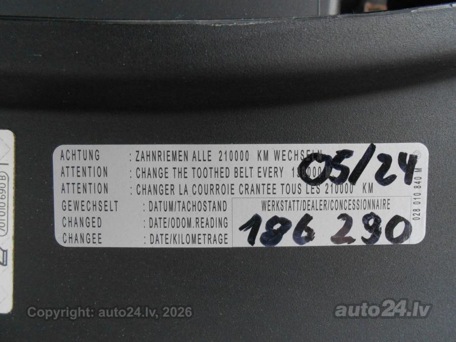 Grey Volkswagen Passat 2013 in Viljandi, with an engine capacity of 1.60 L and mileage of 206 thousand km for 6690 €, photo 14 on AUTOMOTO.COM.LV