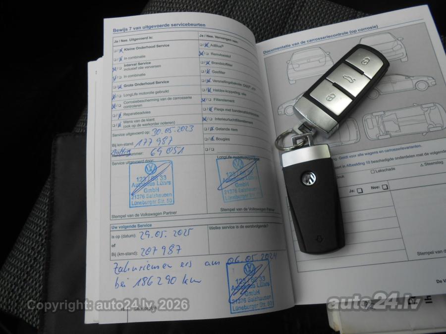 Grey Volkswagen Passat 2013 in Viljandi, with an engine capacity of 1.60 L and mileage of 206 thousand km for 6690 €, photo 17 on AUTOMOTO.COM.LV