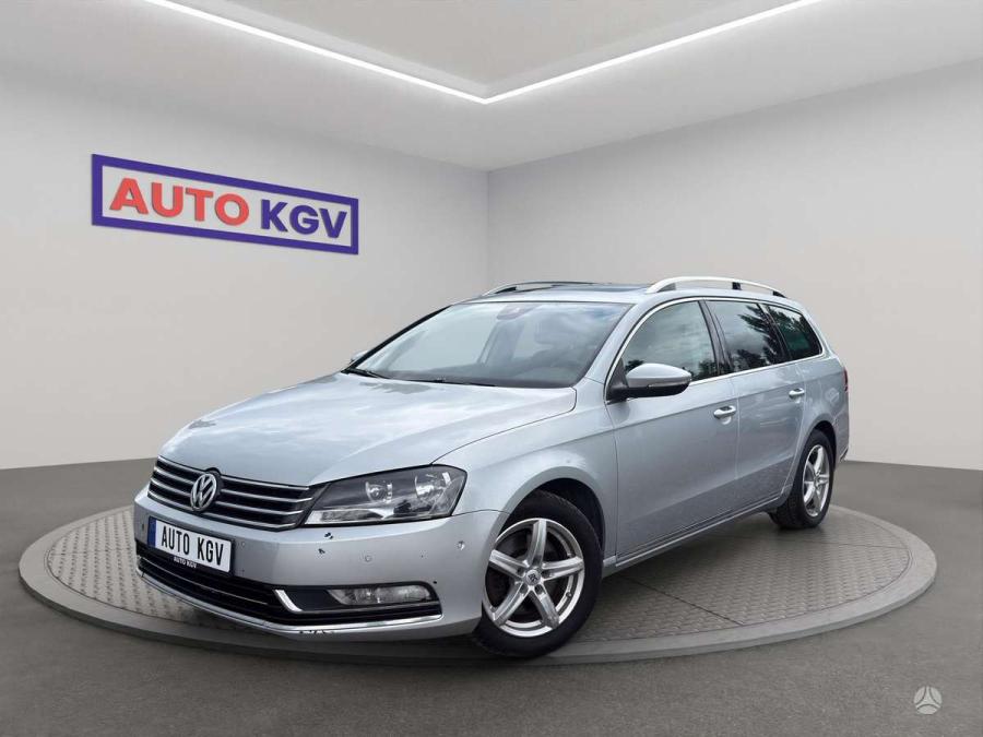 Pelēks Volkswagen Passat 2013 Viļņa, ar dzinēja tilpumu 2.00 L un nobraukumu 294 tūkst. km par 6499 €, foto 1 vietnē AUTOMOTO.COM.LV