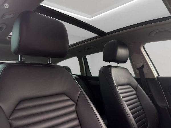 Pelēks Volkswagen Passat 2013 Viļņa, ar dzinēja tilpumu 2.00 L un nobraukumu 294 tūkst. km par 6499 €, foto 9 vietnē AUTOMOTO.COM.LV