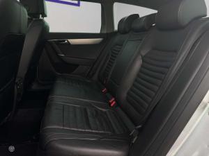 Pelēks Volkswagen Passat 2013 Viļņa, ar dzinēja tilpumu 2.00 L un nobraukumu 294 tūkst. km par 6499 €, foto 13 vietnē AUTOMOTO.COM.LV