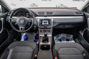 Grey Volkswagen Passat 2013 in Kaunas, with an engine capacity of 1.40 L and mileage of 237 thousand km for 6390 €, photo 9 on AUTOMOTO.COM.LV
