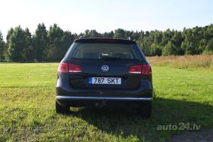 Pelēks Volkswagen Passat 2013 Pērnava, ar dzinēja tilpumu 2.00 L un nobraukumu 340 tūkst. km par 5600 €, foto 10 vietnē AUTOMOTO.COM.LV