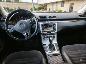 Grey Volkswagen Passat 2013 in Vilnius, with an engine capacity of 1.80 L and mileage of 198 thousand km for 4499 €, photo 12 on AUTOMOTO.COM.LV