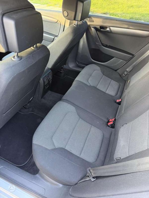 Grey Volkswagen Passat 2013 in Klaipeda, with an engine capacity of 1.60 L and mileage of 312 thousand km for 4000 €, photo 10 on AUTOMOTO.COM.LV