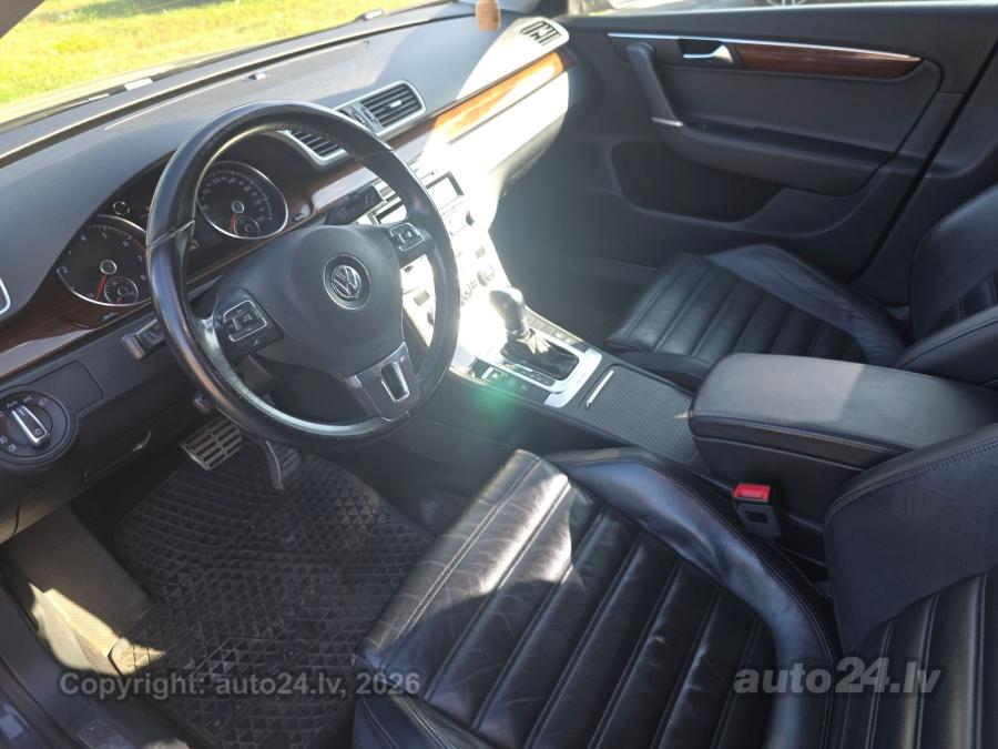 Pelēks Volkswagen Passat 2013 Tallina, ar dzinēja tilpumu 2.00 L un nobraukumu 178 tūkst. km par 6500 €, foto 9 vietnē AUTOMOTO.COM.LV