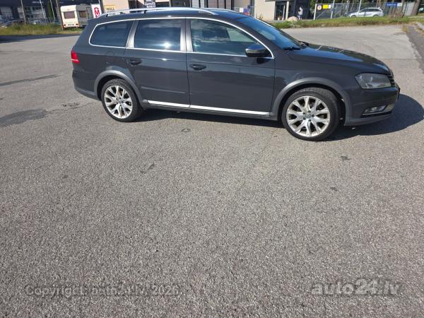 Pelēks Volkswagen Passat 2013 Tallina, ar dzinēja tilpumu 2.00 L un nobraukumu 178 tūkst. km par 6500 €, foto 9 vietnē AUTOMOTO.COM.LV