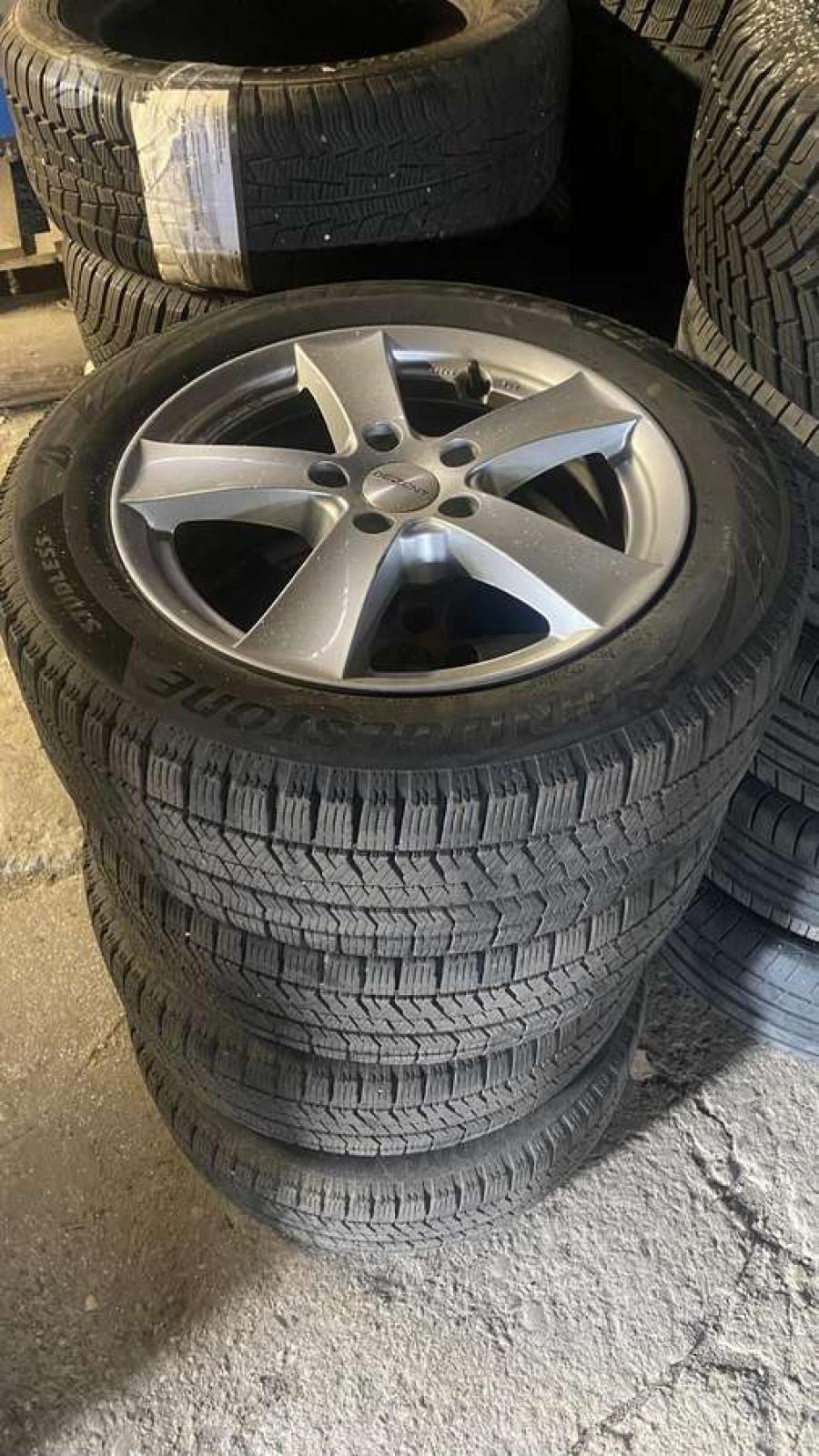 Pelēks Volkswagen Passat 2013 Šauļi, ar dzinēja tilpumu 1.97 L un nobraukumu 237 tūkst. km par 6750 €, foto 20 vietnē AUTOMOTO.COM.LV