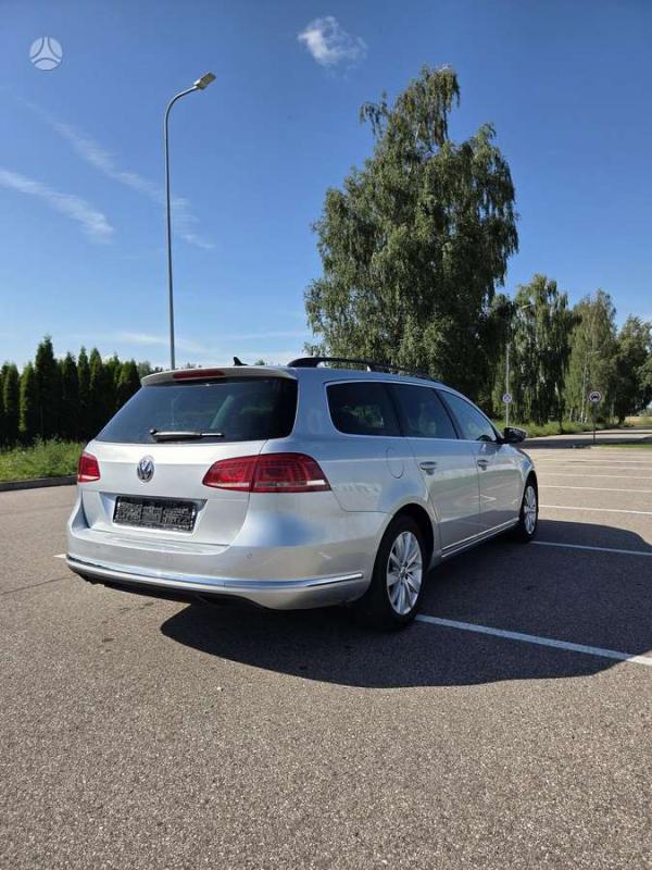 Pelēks Volkswagen Passat 2013 Vilkaviškis, ar dzinēja tilpumu 1.97 L un nobraukumu 267 tūkst. km par 5400 €, foto 6 vietnē AUTOMOTO.COM.LV