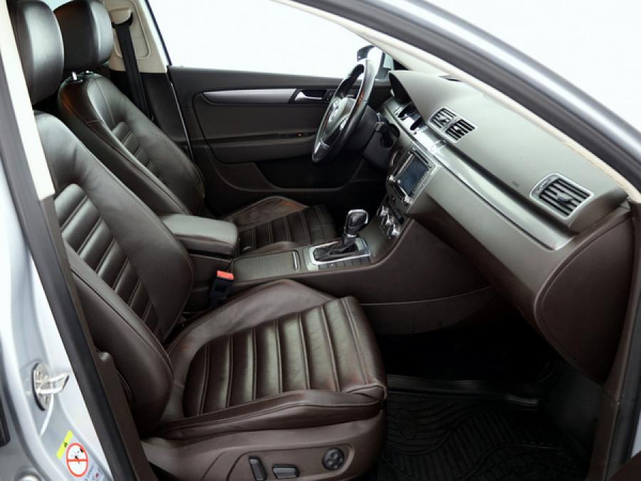 Pelēks Volkswagen Passat 2013 Tallina, ar dzinēja tilpumu 1.40 L un nobraukumu 369 tūkst. km par 2099 €, foto 7 vietnē AUTOMOTO.COM.LV