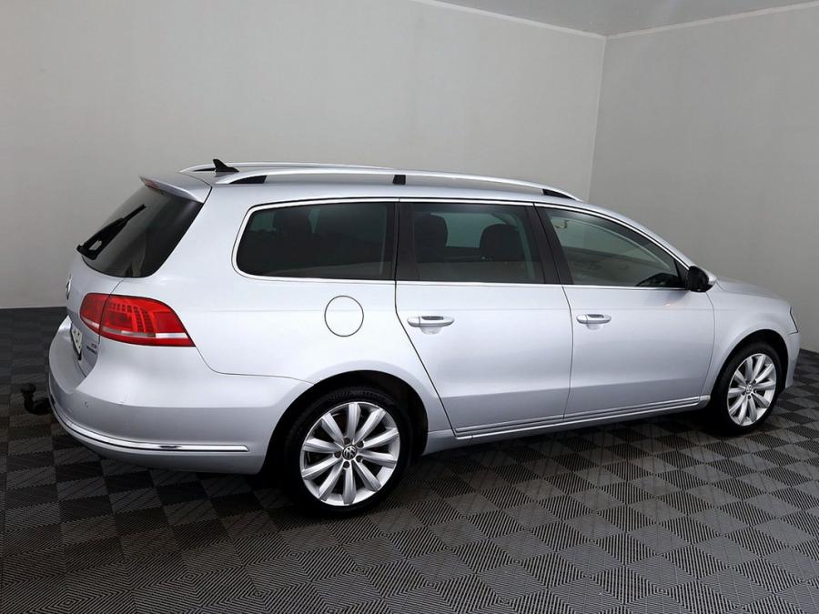 Pelēks Volkswagen Passat 2013 Tallina, ar dzinēja tilpumu 1.40 L un nobraukumu 369 tūkst. km par 2099 €, foto 11 vietnē AUTOMOTO.COM.LV