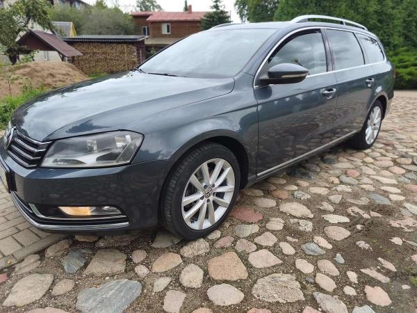Фольксваген Пассат 2013 в Утена на AUTOMOTO.COM.LV Серый Фольксваген Пассат 2013 в Утена, объемом двигателя 1.97 л и пробегом 286 тыс. км за 5850 €, фото 8 на AUTOMOTO.COM.LV