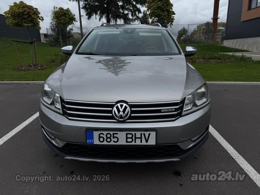 Grey Volkswagen Passat 2013 in Tartu, with an engine capacity of 2.00 L and mileage of 359 thousand km for 6590 €, photo 3 on AUTOMOTO.COM.LV