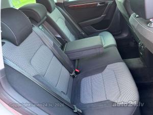Grey Volkswagen Passat 2013 in Tartu, with an engine capacity of 2.00 L and mileage of 359 thousand km for 6590 €, photo 13 on AUTOMOTO.COM.LV