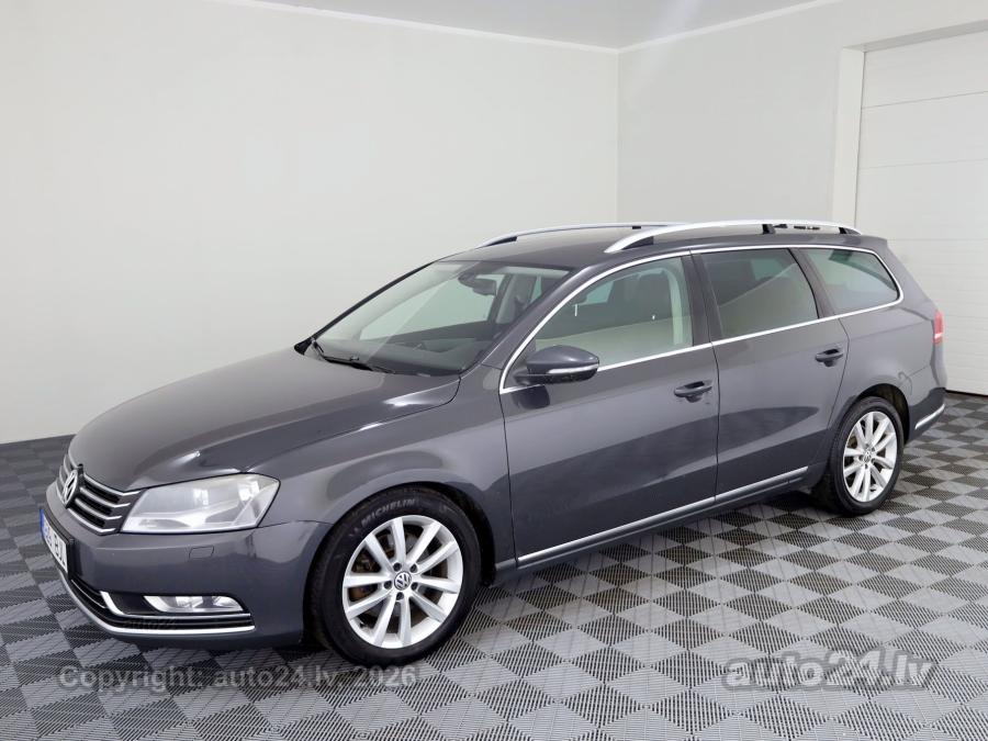 Grey Volkswagen Passat 2013 in Tallinn, with an engine capacity of 1.40 L and mileage of 293 thousand km for 2199 €, photo 3 on AUTOMOTO.COM.LV