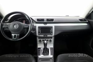 Grey Volkswagen Passat 2013 in Tallinn, with an engine capacity of 1.40 L and mileage of 293 thousand km for 2199 €, photo 6 on AUTOMOTO.COM.LV