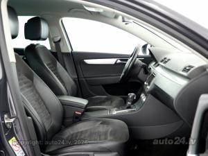 Grey Volkswagen Passat 2013 in Tallinn, with an engine capacity of 1.40 L and mileage of 293 thousand km for 2199 €, photo 7 on AUTOMOTO.COM.LV
