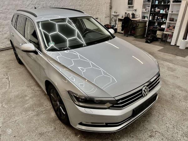 Grey Volkswagen Passat 2014 in Telschi, with an engine capacity of 1.97 L and mileage of 297 thousand km for 7900 €, photo 9 on AUTOMOTO.COM.LV