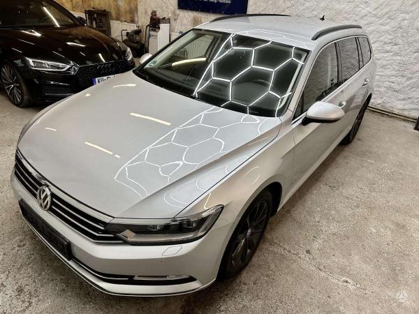 Grey Volkswagen Passat 2014 in Telschi, with an engine capacity of 1.97 L and mileage of 297 thousand km for 7900 €, photo 10 on AUTOMOTO.COM.LV