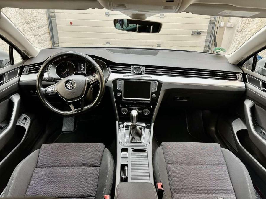 Grey Volkswagen Passat 2014 in Telschi, with an engine capacity of 1.97 L and mileage of 297 thousand km for 7900 €, photo 8 on AUTOMOTO.COM.LV