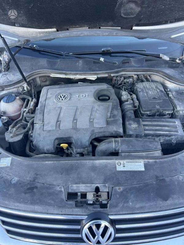 Pelēks Volkswagen Passat 2014 Šauļi, ar dzinēja tilpumu 1.60 L un nobraukumu 482 tūkst. km par 4000 €, foto 5 vietnē AUTOMOTO.COM.LV