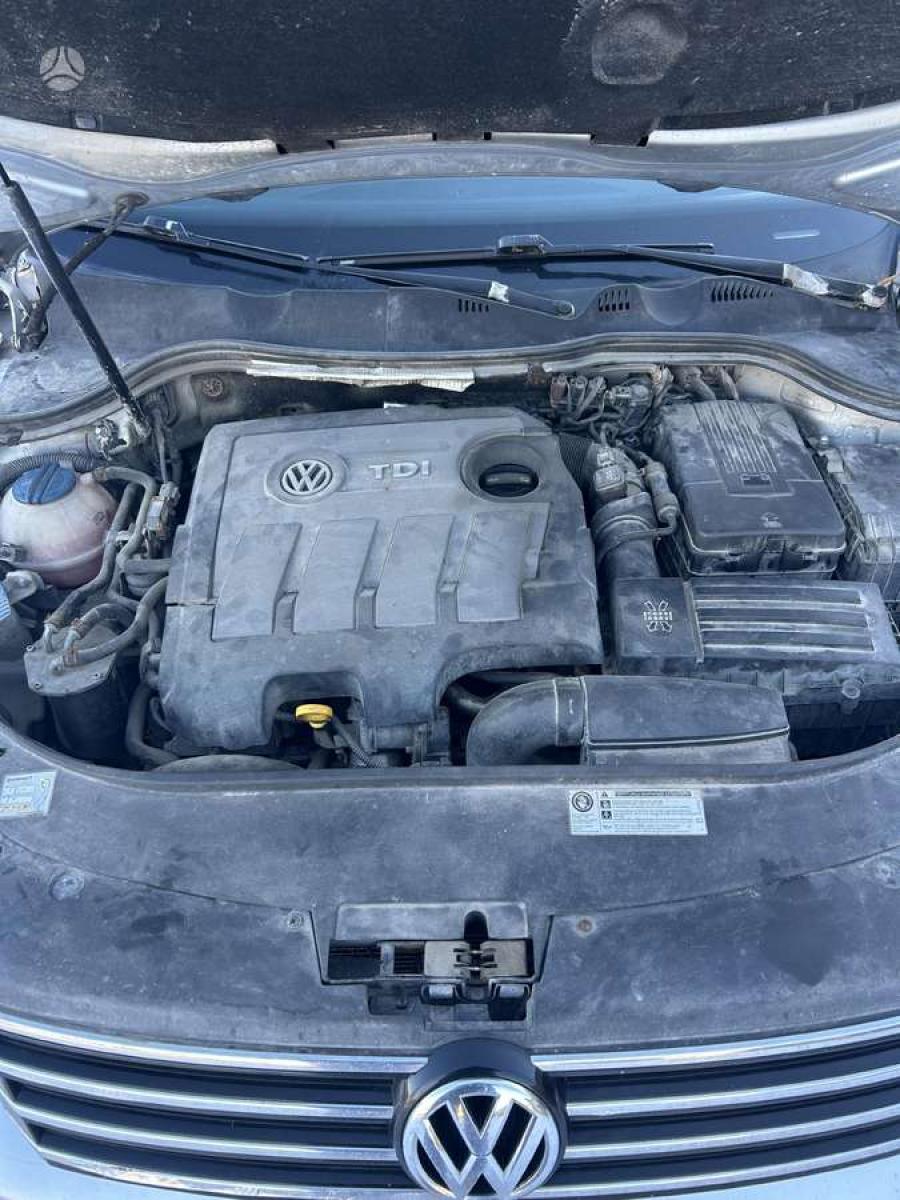 Pelēks Volkswagen Passat 2014 Šauļi, ar dzinēja tilpumu 1.60 L un nobraukumu 482 tūkst. km par 4000 €, foto 5 vietnē AUTOMOTO.COM.LV