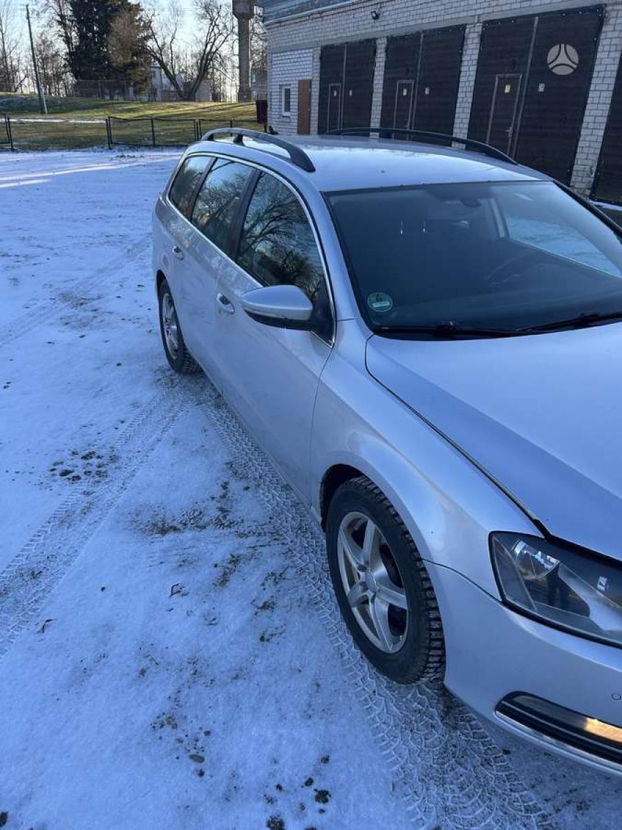 Pelēks Volkswagen Passat 2014 Šauļi, ar dzinēja tilpumu 1.60 L un nobraukumu 482 tūkst. km par 4000 €, foto 8 vietnē AUTOMOTO.COM.LV