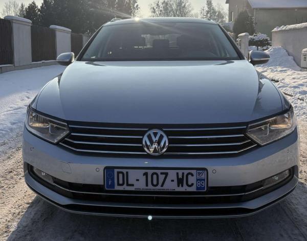 Pelēks Volkswagen Passat 2014 Kauņa, ar dzinēja tilpumu 1.97 L un nobraukumu 260 tūkst. km par 8400 €, foto 3 vietnē AUTOMOTO.COM.LV