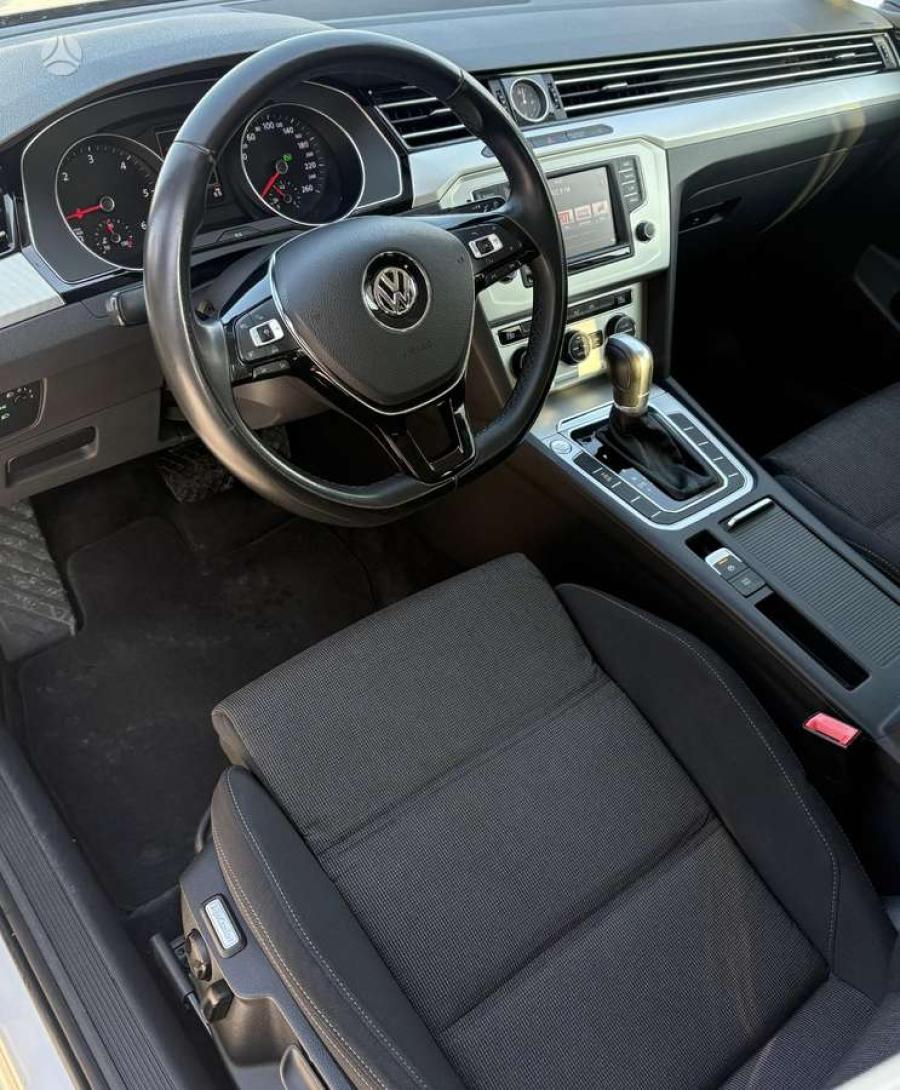 Pelēks Volkswagen Passat 2014 Kauņa, ar dzinēja tilpumu 1.97 L un nobraukumu 260 tūkst. km par 8400 €, foto 11 vietnē AUTOMOTO.COM.LV