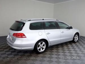 Pelēks Volkswagen Passat 2014 Tallina, ar dzinēja tilpumu 1.40 L un nobraukumu 296 tūkst. km par 2999 €, foto 3 vietnē AUTOMOTO.COM.LV