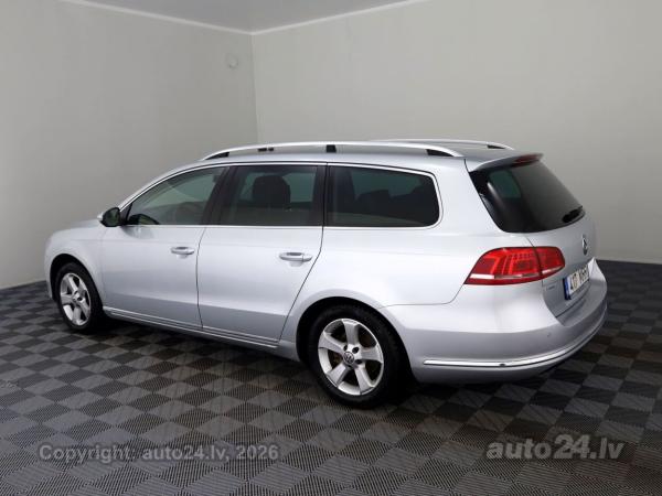 Grey Volkswagen Passat 2014 in Tallinn, with an engine capacity of 1.40 L and mileage of 296 thousand km for 2999 €, photo 4 on AUTOMOTO.COM.LV
