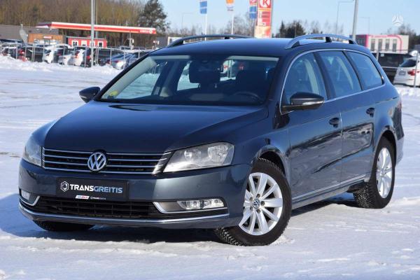 Grey Volkswagen Passat 2014 in Vilnius, with an engine capacity of 1.60 L and mileage of 325 thousand km for 5750 €, photo 3 on AUTOMOTO.COM.LV