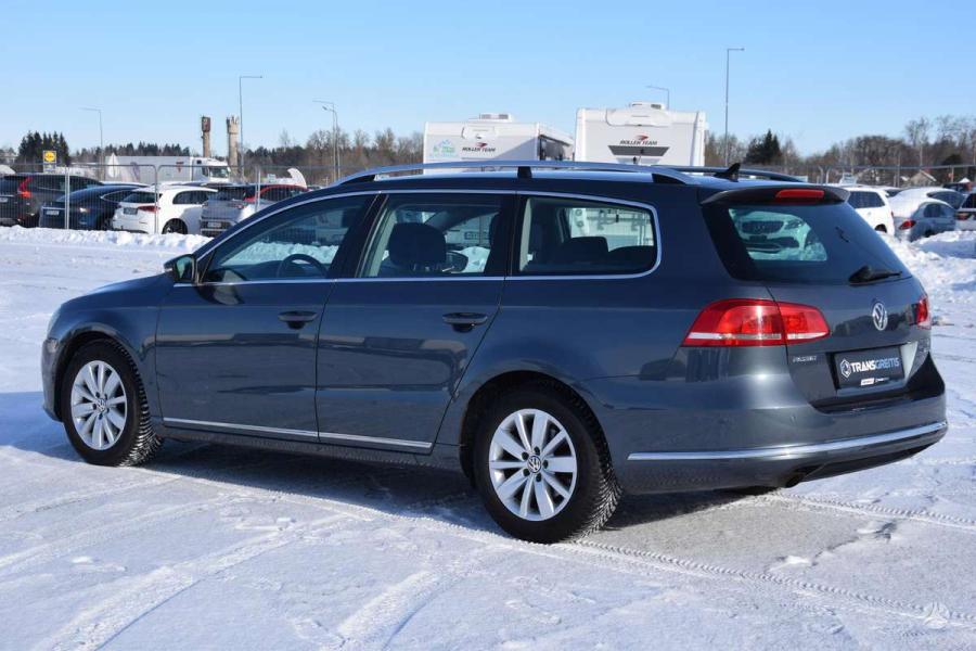 Pelēks Volkswagen Passat 2014 Viļņa, ar dzinēja tilpumu 1.60 L un nobraukumu 325 tūkst. km par 5750 €, foto 9 vietnē AUTOMOTO.COM.LV