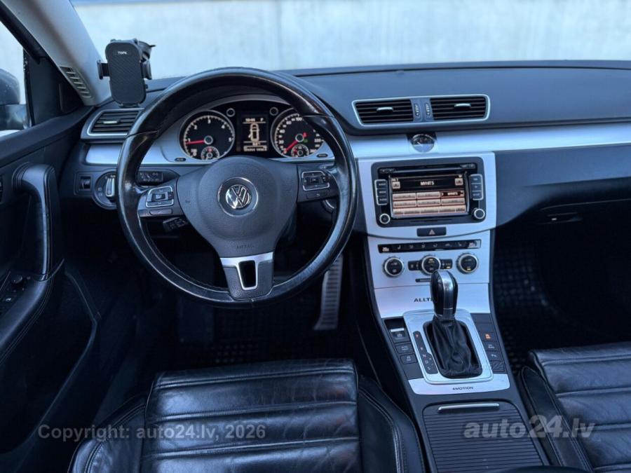 Grey Volkswagen Passat 2014 in Tartu, with an engine capacity of 2.00 L and mileage of 270 thousand km for 4700 €, photo 8 on AUTOMOTO.COM.LV