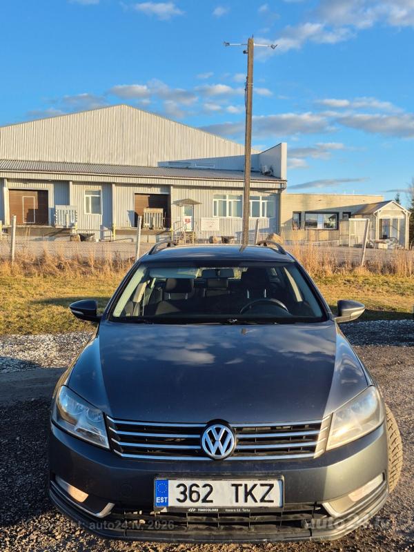 Grey Volkswagen Passat 2014 in Tallinn, with an engine capacity of 1.60 L and mileage of 450 thousand km for 4299 €, photo 2 on AUTOMOTO.COM.LV