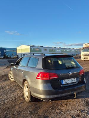 Grey Volkswagen Passat 2014 in Tallinn, with an engine capacity of 1.60 L and mileage of 450 thousand km for 4299 €, photo 4 on AUTOMOTO.COM.LV