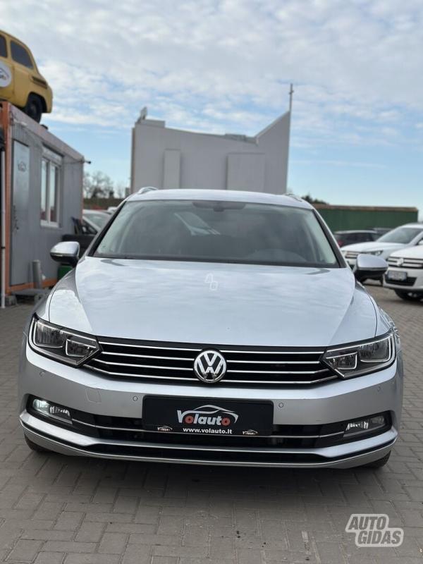 Grey Volkswagen Passat 2014 in Pabrade, with an engine capacity of 2.00 L and mileage of 268 thousand km for 8500 €, photo 2 on AUTOMOTO.COM.LV