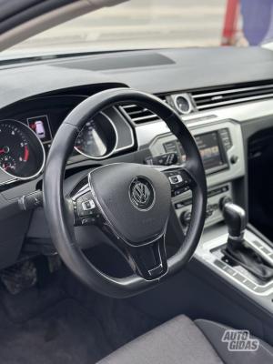 Grey Volkswagen Passat 2014 in Pabrade, with an engine capacity of 2.00 L and mileage of 268 thousand km for 8500 €, photo 16 on AUTOMOTO.COM.LV