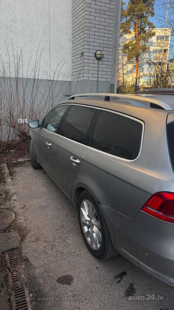Pelēks Volkswagen Passat 2014 Tallina, ar dzinēja tilpumu 2.00 L un nobraukumu 0 tūkst. km par 5500 €, foto 4 vietnē AUTOMOTO.COM.LV