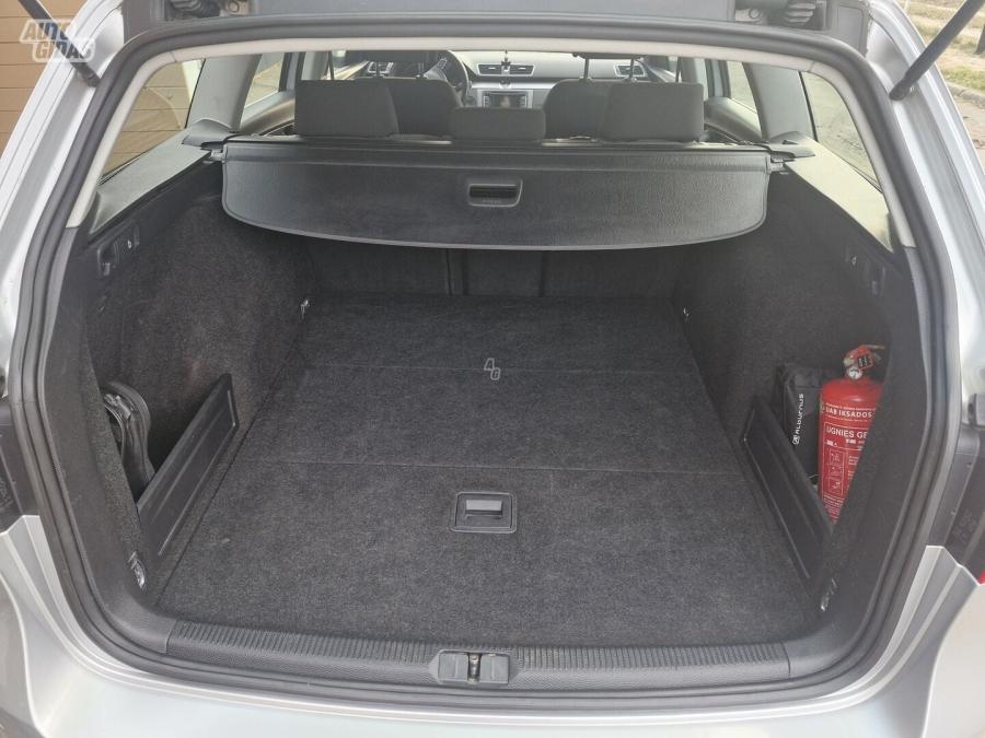 Pelēks Volkswagen Passat 2014 Kauņa, ar dzinēja tilpumu 2.00 L un nobraukumu 269 tūkst. km par 6500 €, foto 10 vietnē AUTOMOTO.COM.LV