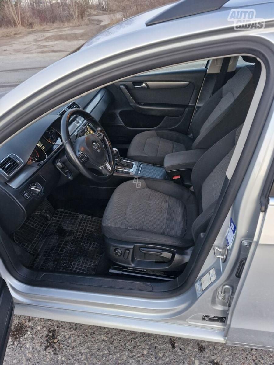 Pelēks Volkswagen Passat 2014 Kauņa, ar dzinēja tilpumu 2.00 L un nobraukumu 269 tūkst. km par 6500 €, foto 15 vietnē AUTOMOTO.COM.LV