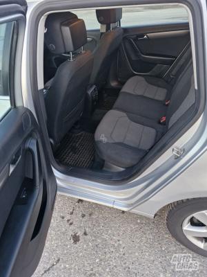 Pelēks Volkswagen Passat 2014 Kauņa, ar dzinēja tilpumu 2.00 L un nobraukumu 269 tūkst. km par 6500 €, foto 20 vietnē AUTOMOTO.COM.LV