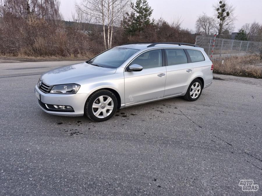 Pelēks Volkswagen Passat 2014 Kauņa, ar dzinēja tilpumu 2.00 L un nobraukumu 269 tūkst. km par 6500 €, foto 22 vietnē AUTOMOTO.COM.LV
