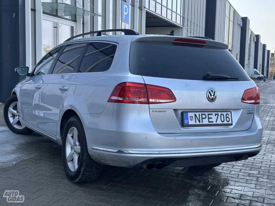 Grey Volkswagen Passat 2014 in Vilnius, with an engine capacity of 2.00 L and mileage of 285 thousand km for 5500 €, photo 5 on AUTOMOTO.COM.LV